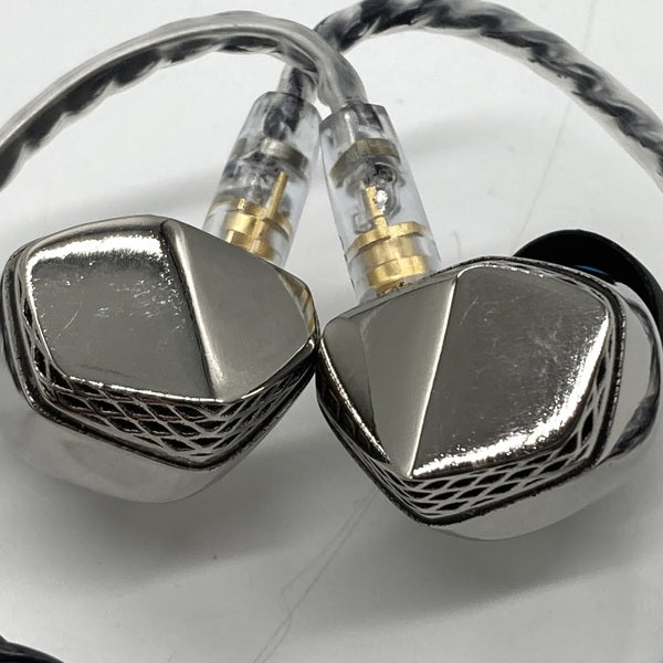 Unique Melody 【中古】Macbeth Ti 【UNM-7810】【仙台】 – e☆イヤホン